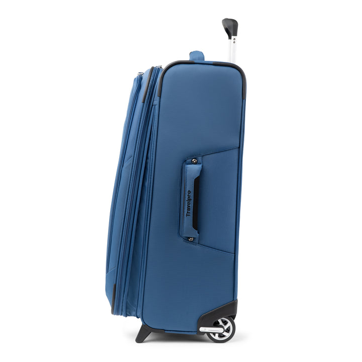 26" Medium Expandable Rollaboard | Maxlite 5 by Travelpro